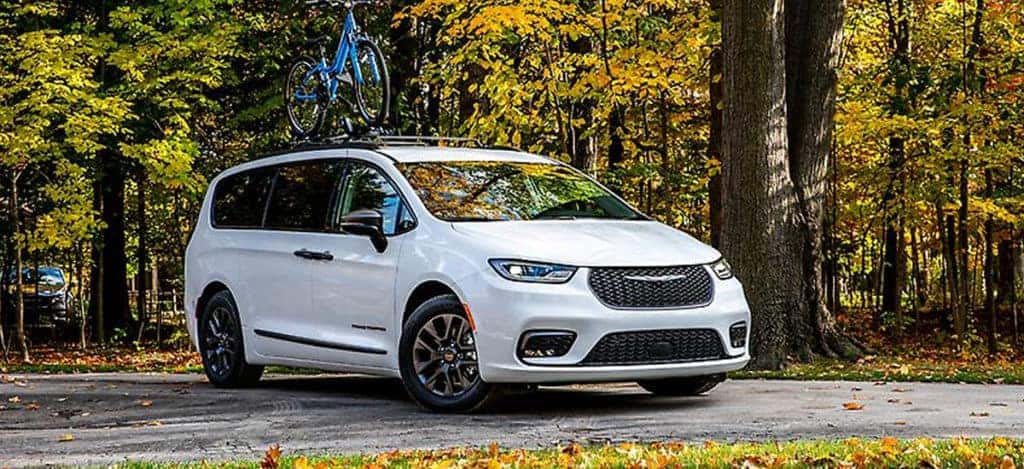 Chrysler Releases 2023 Chrysler Road Tripper Package for Adventure