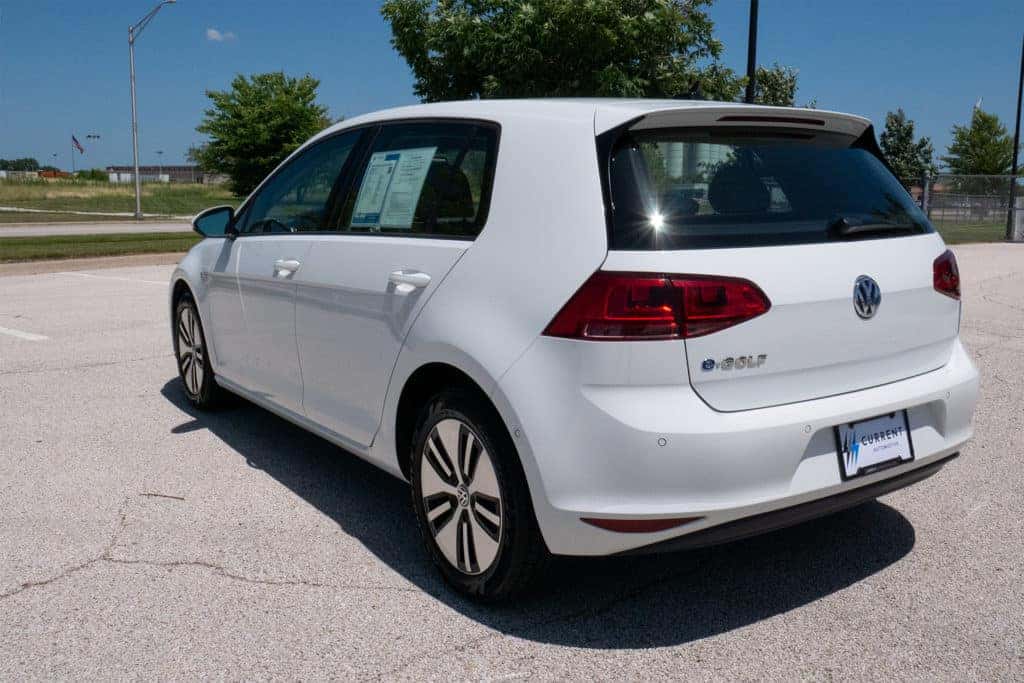 Volkswagen e-Golf Review - features, trims, specs, and buyer's guide ...