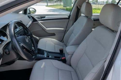 Volkswagen e-Golf Review - features, trims, specs, and buyer's guide ...