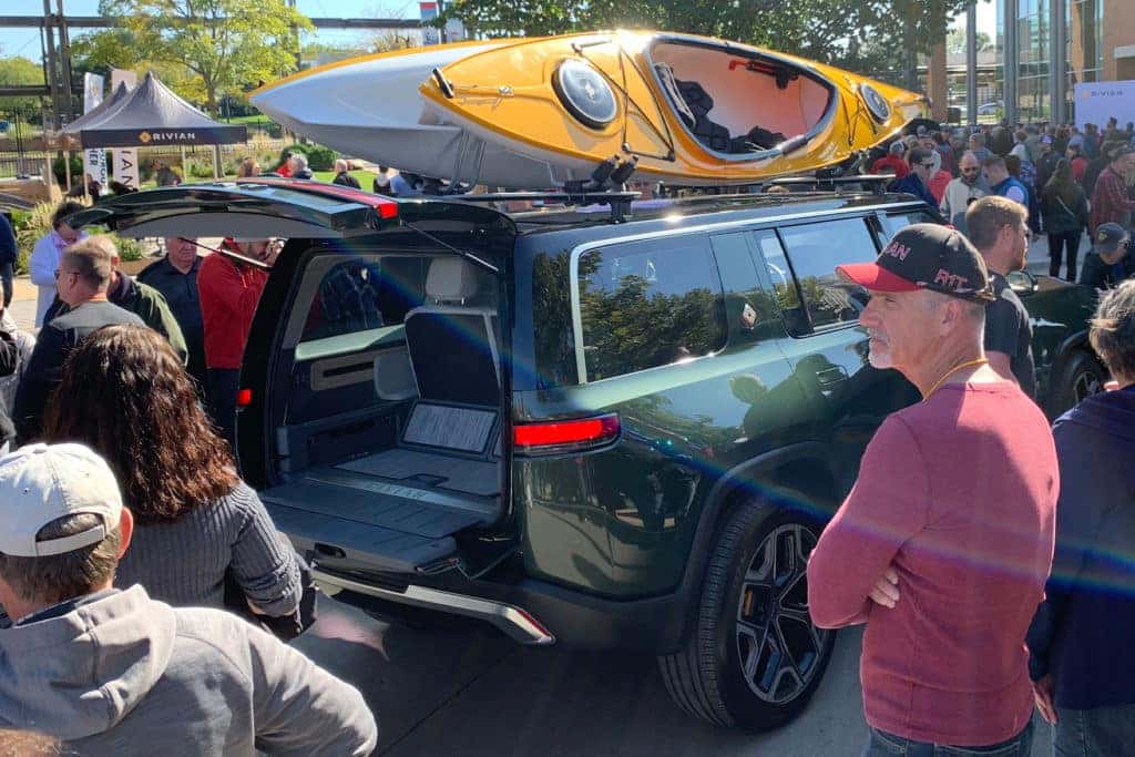 Rivian’s Electric "Adventure Vehicles" are Beautiful Trucks with up to ...