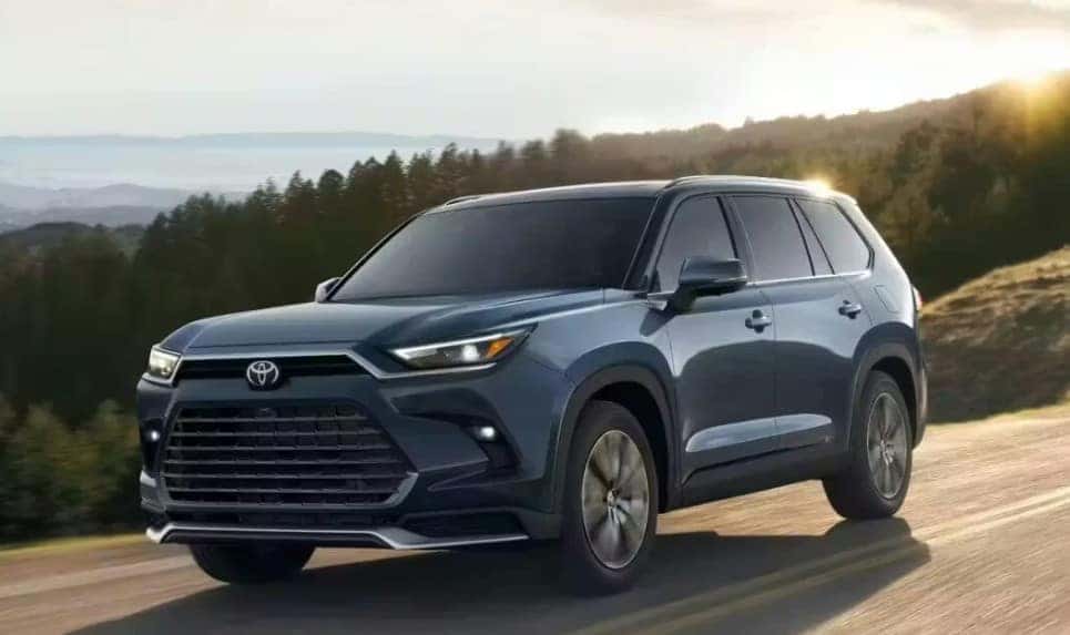 Traverse vs Highlander: SUV Comparison | Greg Hubler Chevrolet