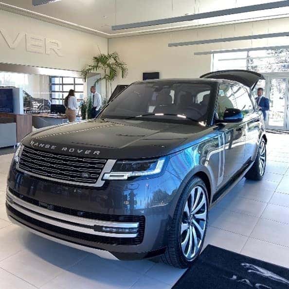 Discover the New Range Rover Reveal | Land Rover Fort Myers