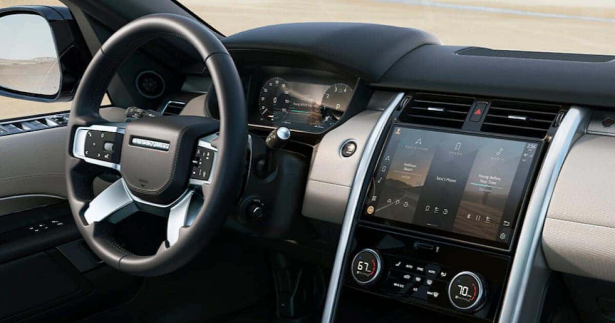 2024 Land Rover Discovery Interior Features | Land Rover Palm Beach