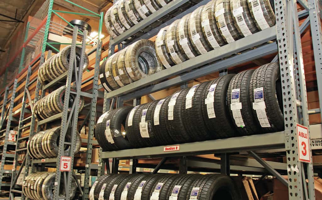 Pros & Cons of Original Equipment Tires | Auto Parts Store