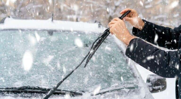 How to Choose the Correct Wiper Blade Mounting Hardware
