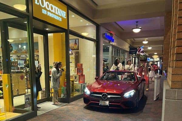 Mercedes-Benz of Richmond at Santa's Arrival Parade | Mercedes-Benz of ...