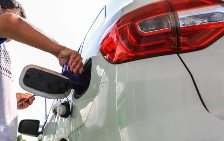 What Types of Fuel Additives Are There for Vehicles?