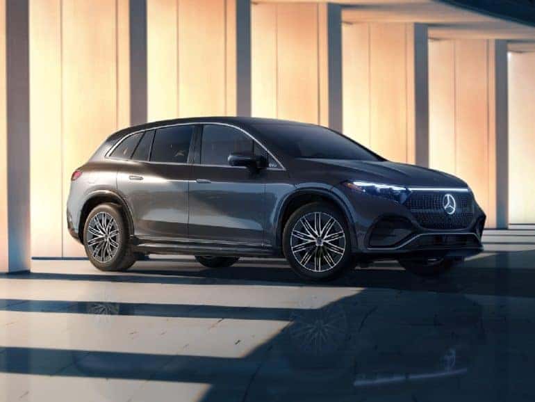 Mercedes-Benz EQS SUV vs. EQE SUV | Riverside EV Dealer