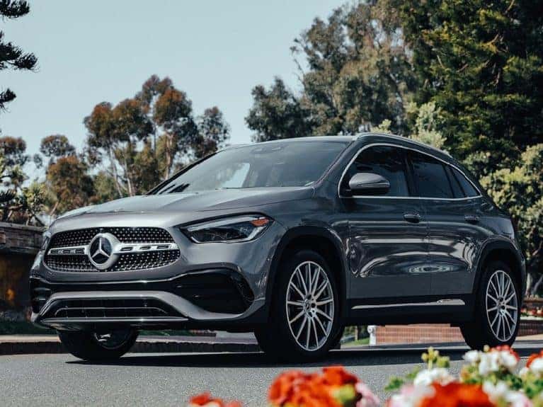 2025 Mercedes-Benz GLA SUV Specs, Trims, and Features | Mercedes-Benz ...